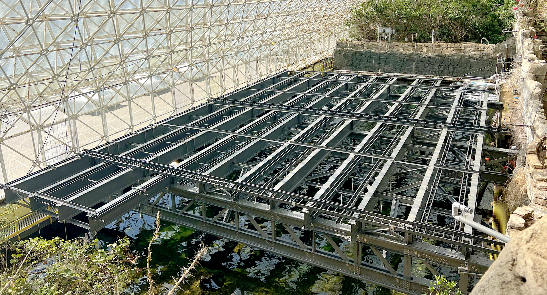EXTREN® Reef-Urbishes the Mesocosm at the Biosphere - Strongwell